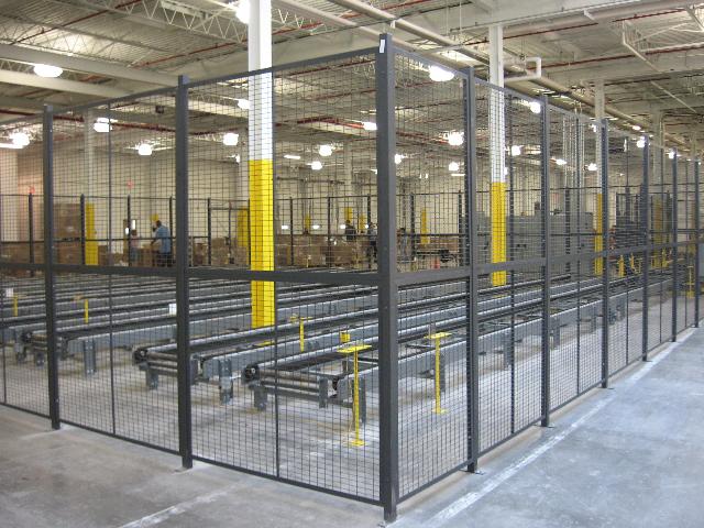 Pallet Conveyor Systems | Robot Palletizing LLC