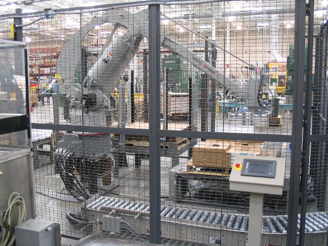 Case palletizing | Robot Palletizing LLC